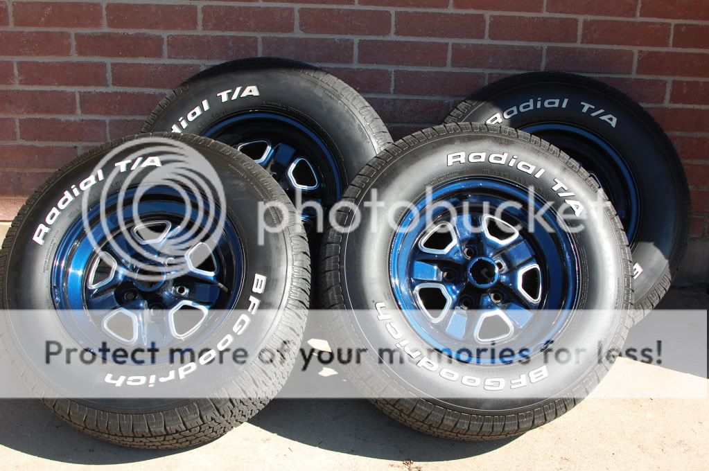 Set of 4 Cutlass Wheels with tires / $400 - ClassicOldsmobile.com